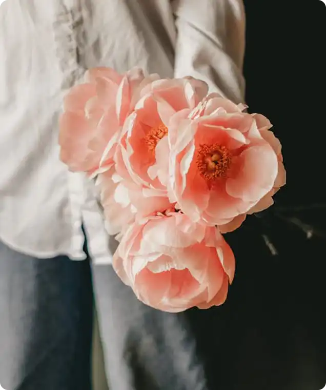 Shop Rose Bouquets to Say Thank You | April & Ashley